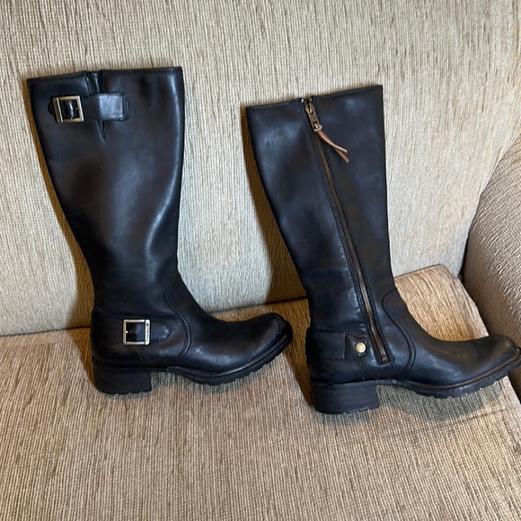 Timberland | Shoes | Timberland Black Riding Boots Leather Block Heel ...